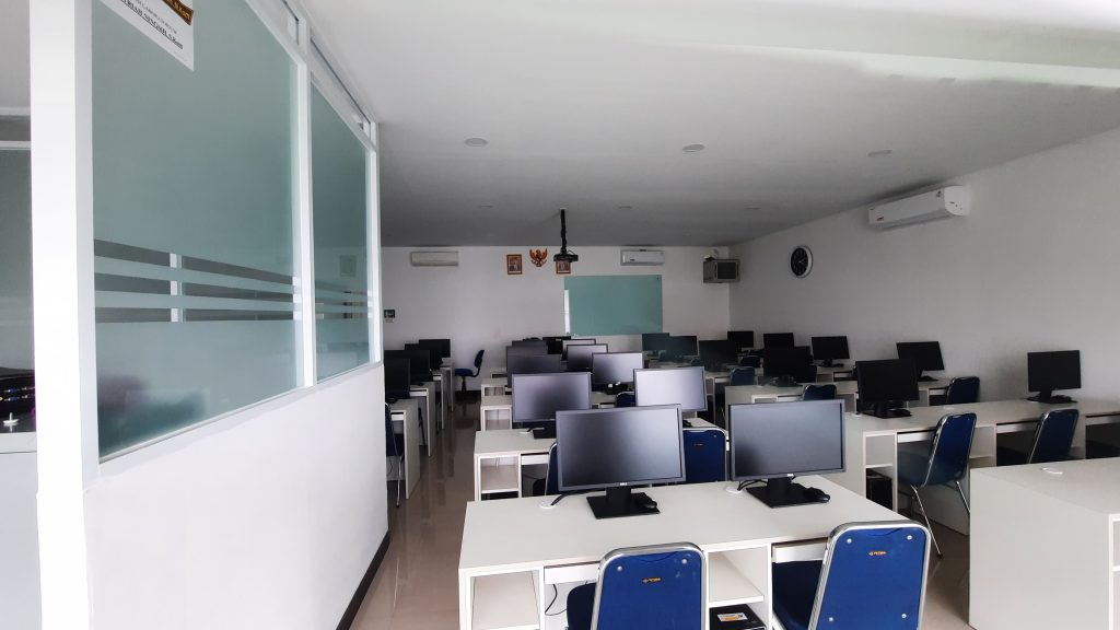 Laboratorium Komputer - Fakultas Ilmu Komputer UPN Veteran Jakarta