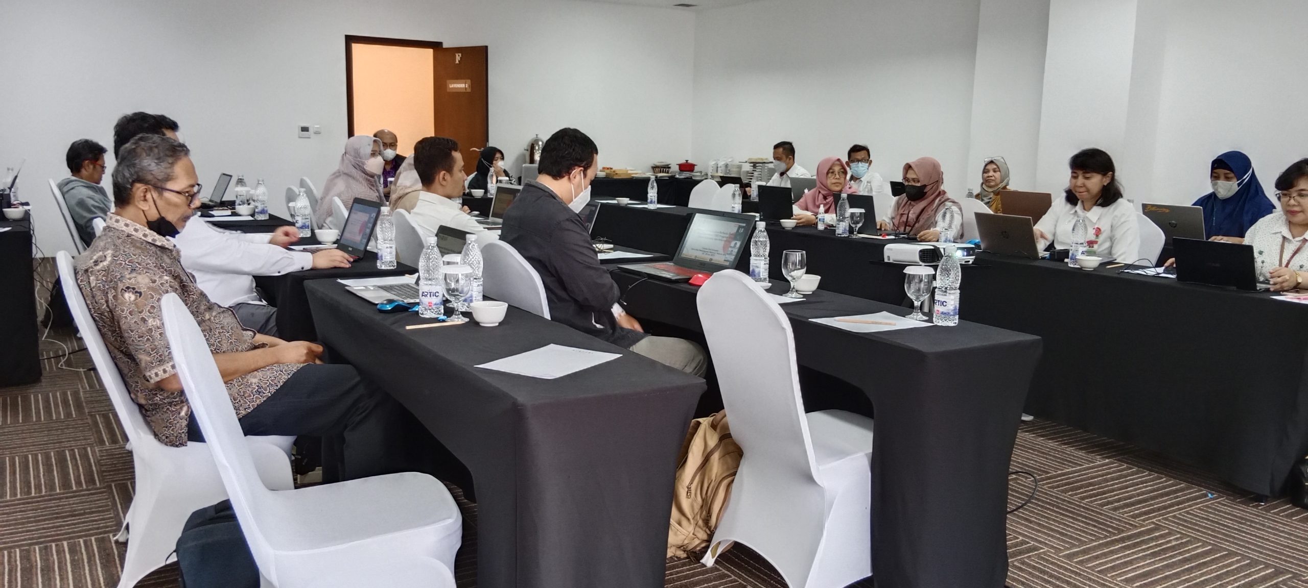 Penyusunan Kurikulum berbasis Outcome Based Education (OBE) Program Studi Sistem Infomasi dan ...