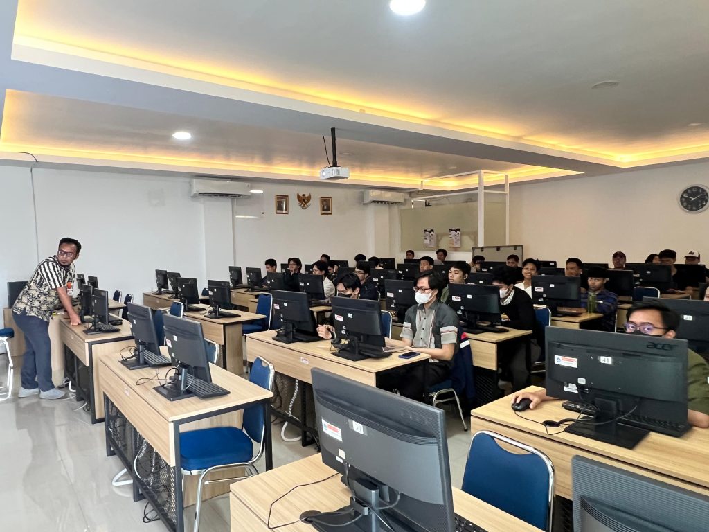 Laboratorium Komputer - Fakultas Ilmu Komputer UPN Veteran Jakarta